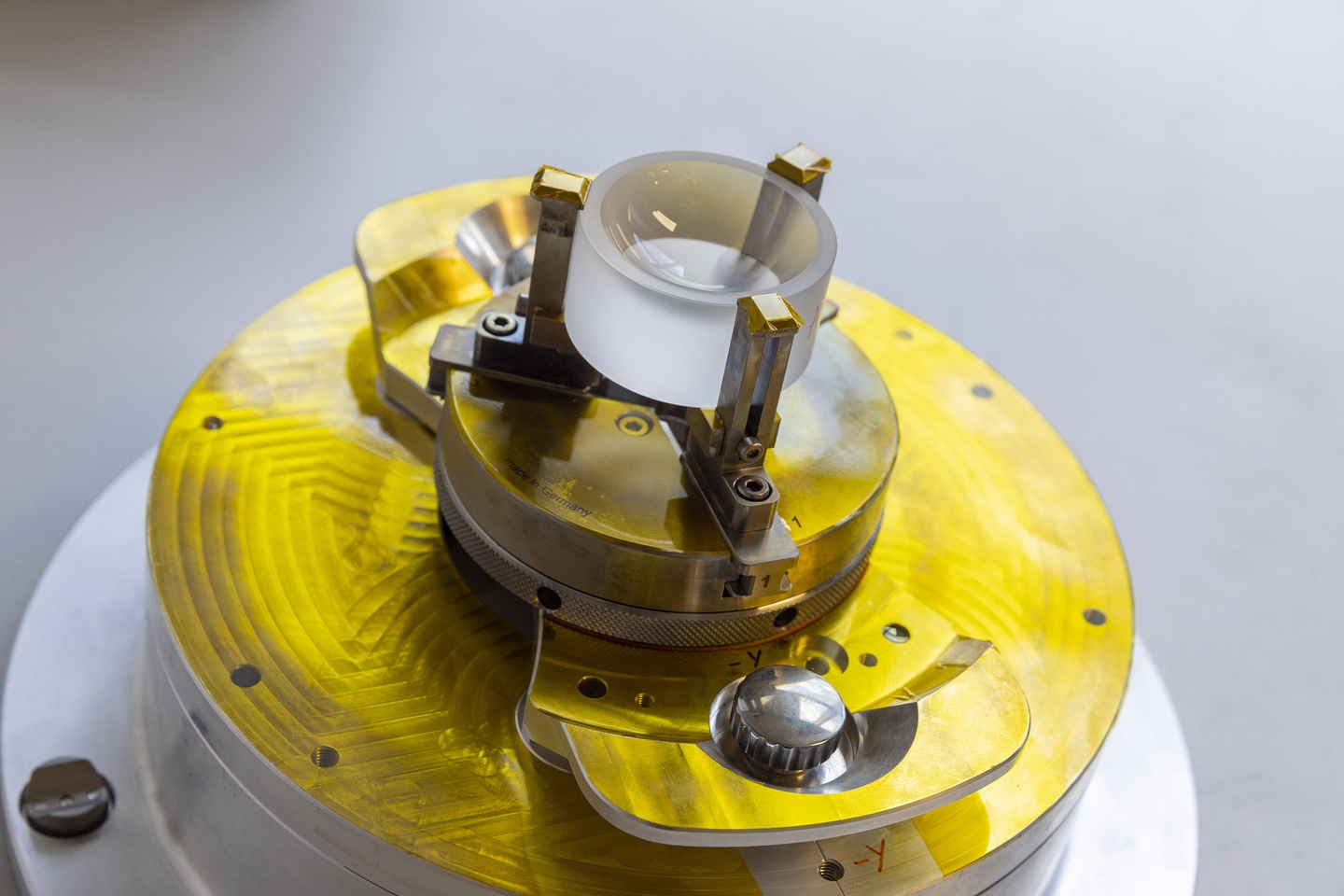 Taking surface accuracies to the next level with Ion Beam Figuring at POG!